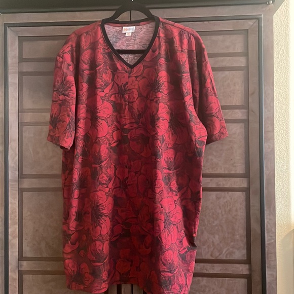 LuLaRoe | Tops | Devin | Poshmark